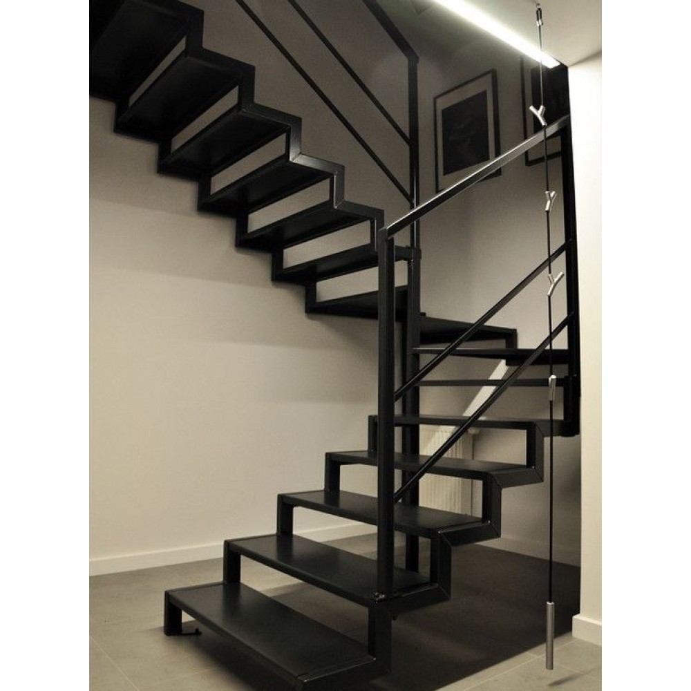 Çelik Merdivenler Ahşap Merdiven Uygulamaları